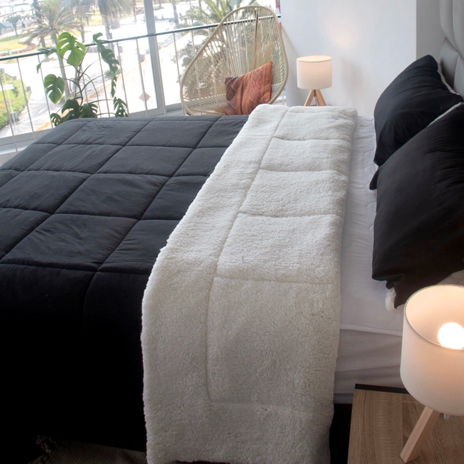 Edredón Negro con Sherpa - Algodón Pima